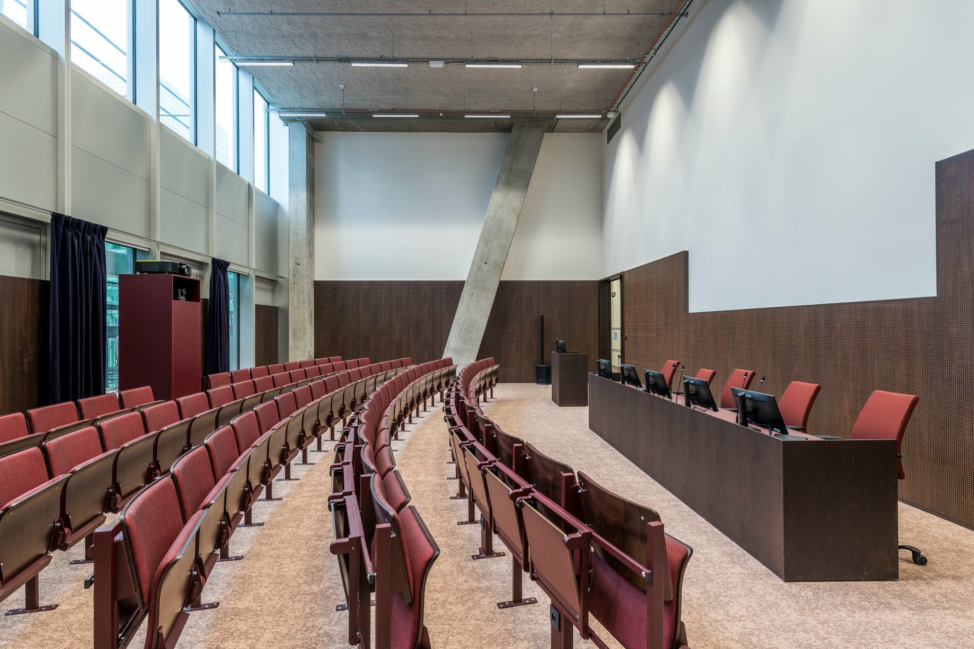 The ZIN design by 51N4E / Jaspers-Eyers / l’AUC